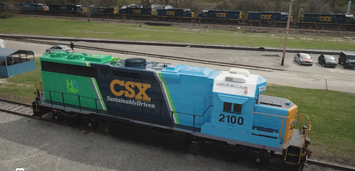 CSX, CPKC Unveil Hydrogen-fueled Locomotive